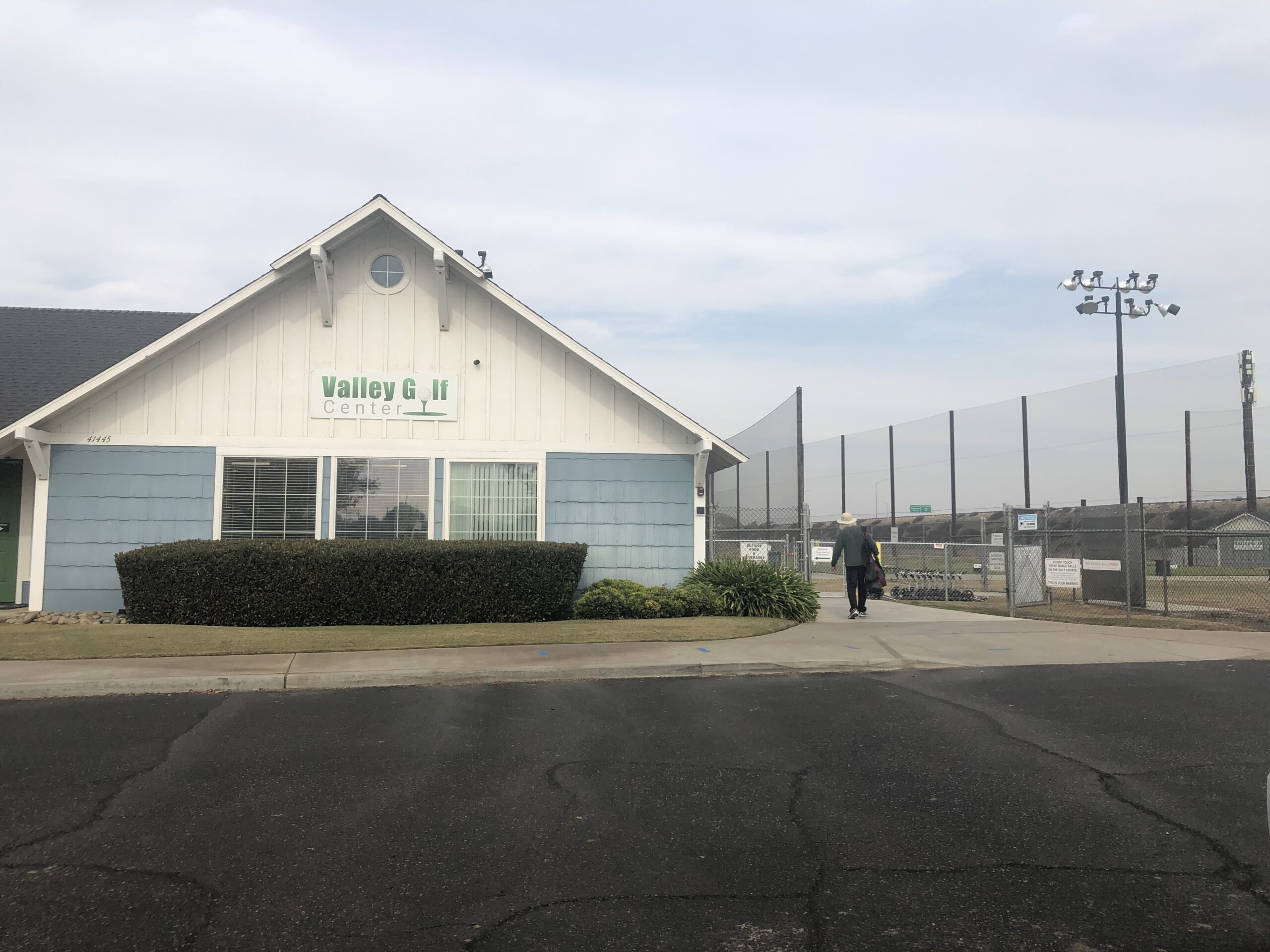 Valley Golf Center Driving Range – The Traveling Hmapa